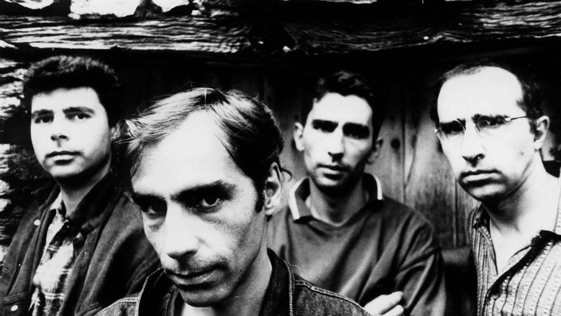 Les héros du peuple sont immortels : LES THUGS | Marché Gare